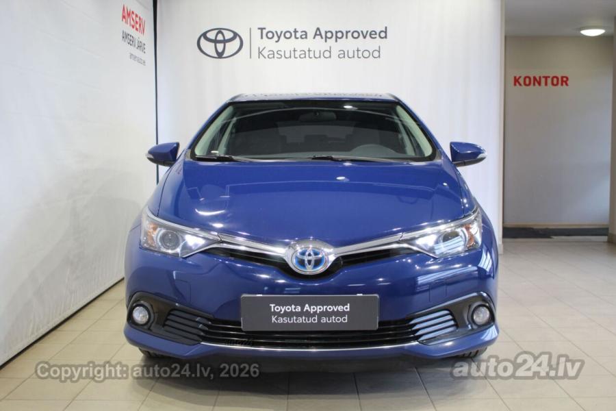 Zils Toyota Auris 2018 Tallina, ar dzinēja tilpumu 1.80 L un nobraukumu 124 tūkst. km par 12490 €, foto 5 vietnē AUTOMOTO.COM.LV