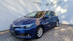 Zils Toyota Auris 2018 Tallina, ar dzinēja tilpumu 1.80 L un nobraukumu 85 tūkst. km par 13495 €, foto  vietnē AUTOMOTO.COM.LV