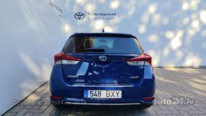 Zils Toyota Auris 2018 Tallina, ar dzinēja tilpumu 1.80 L un nobraukumu 85 tūkst. km par 13495 €, foto 5 vietnē AUTOMOTO.COM.LV