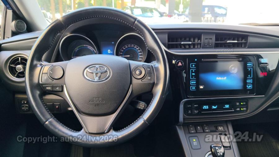 Zils Toyota Auris 2018 Tallina, ar dzinēja tilpumu 1.80 L un nobraukumu 85 tūkst. km par 13495 €, foto 10 vietnē AUTOMOTO.COM.LV