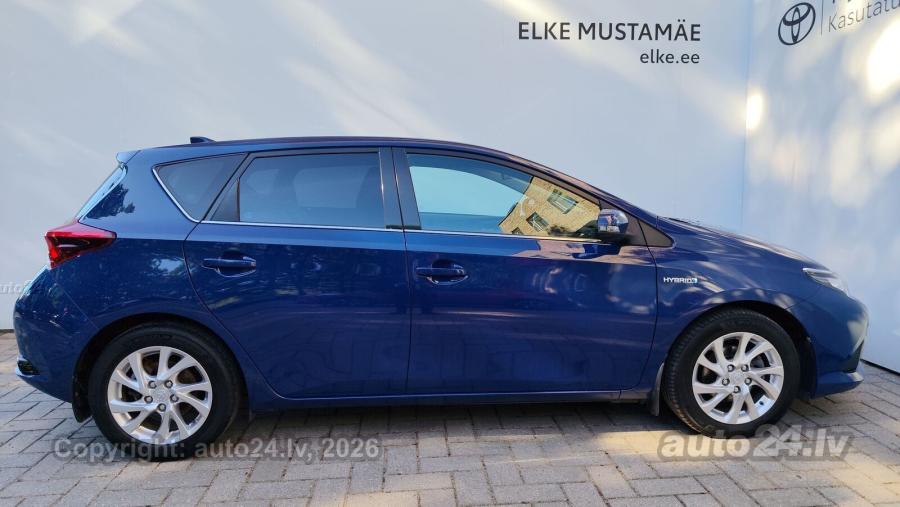 Zils Toyota Auris 2018 Tallina, ar dzinēja tilpumu 1.80 L un nobraukumu 85 tūkst. km par 13495 €, foto 17 vietnē AUTOMOTO.COM.LV