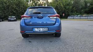 Zils Toyota Auris 2018 Klaipėda, ar dzinēja tilpumu 1.80 L un nobraukumu 158 tūkst. km par 10900 €, foto 4 vietnē AUTOMOTO.COM.LV