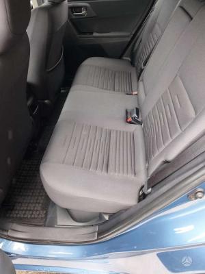 Blue Toyota Auris 2018 in Kaunas, with an engine capacity of 1.80 L and mileage of 130 thousand km for 12800 €, photo 18 on AUTOMOTO.COM.LV