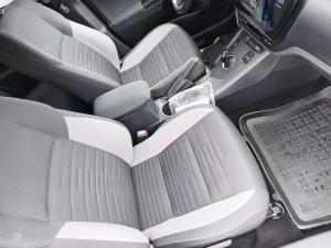 Blue Toyota Auris 2018 in Kaunas, with an engine capacity of 1.80 L and mileage of 130 thousand km for 12800 €, photo 20 on AUTOMOTO.COM.LV
