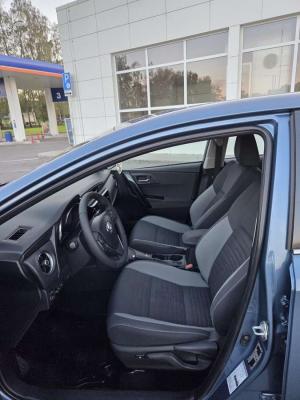 Blue Toyota Auris 2018 in Vilnius, with an engine capacity of 1.80 L and mileage of 200 thousand km for 10700 €, photo 15 on AUTOMOTO.COM.LV