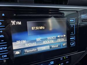 Blue Toyota Auris 2018 in Vilnius, with an engine capacity of 1.80 L and mileage of 200 thousand km for 10700 €, photo 24 on AUTOMOTO.COM.LV