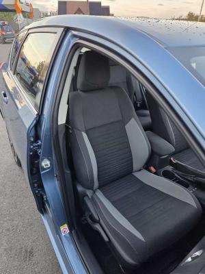 Blue Toyota Auris 2018 in Vilnius, with an engine capacity of 1.80 L and mileage of 200 thousand km for 10700 €, photo 31 on AUTOMOTO.COM.LV