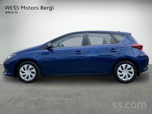 Zils Toyota Auris 2018 Rīga, ar dzinēja tilpumu 1.60 L un nobraukumu 235 tūkst. km par 8990 €, foto 4 vietnē AUTOMOTO.COM.LV