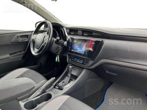 Zils Toyota Auris 2018 Rīga, ar dzinēja tilpumu 1.60 L un nobraukumu 235 tūkst. km par 8990 €, foto 7 vietnē AUTOMOTO.COM.LV