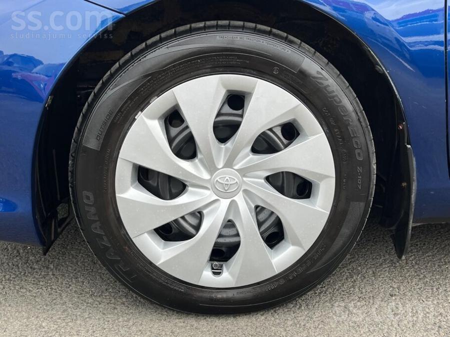 Zils Toyota Auris 2018 Rīga, ar dzinēja tilpumu 1.60 L un nobraukumu 235 tūkst. km par 8990 €, foto 24 vietnē AUTOMOTO.COM.LV