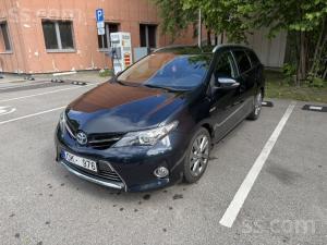 Zils Toyota Auris 2013 Ogre, ar dzinēja tilpumu 1.80 L un nobraukumu 251 tūkst. km par 8400 €, foto 6 vietnē AUTOMOTO.COM.LV