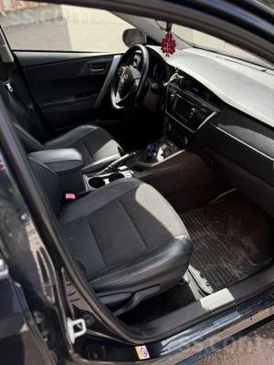 Zils Toyota Auris 2013 Ogre, ar dzinēja tilpumu 1.80 L un nobraukumu 251 tūkst. km par 8400 €, foto 23 vietnē AUTOMOTO.COM.LV