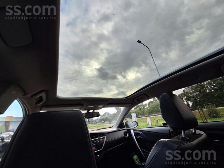Zils Toyota Auris 2013 Rīga, ar dzinēja tilpumu 2.00 L un nobraukumu 190 tūkst. km par 3600 €, foto 6 vietnē AUTOMOTO.COM.LV