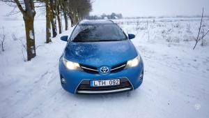 Zils Toyota Auris 2014 Kauņa, ar dzinēja tilpumu 1.80 L un nobraukumu 199 tūkst. km par 9200 €, foto 7 vietnē AUTOMOTO.COM.LV