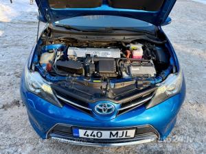 Blue Toyota Auris 2014 in Tallinn, with an engine capacity of 1.80 L and mileage of 174 thousand km for 9500 €, photo 17 on AUTOMOTO.COM.LV
