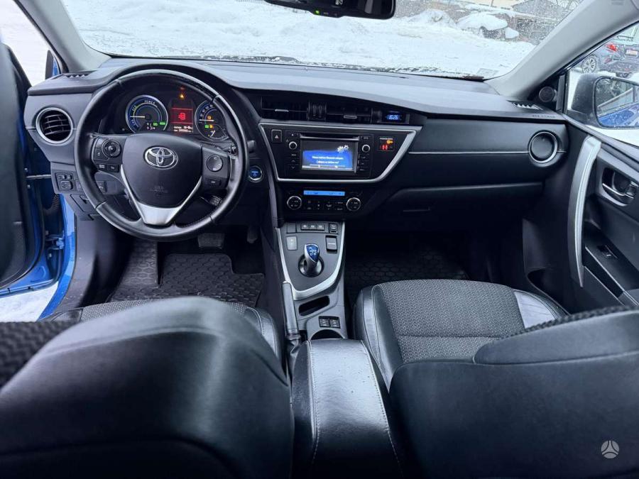 Zils Toyota Auris 2014 Viļņa, ar dzinēja tilpumu 1.80 L un nobraukumu 249 tūkst. km par 7950 €, foto 17 vietnē AUTOMOTO.COM.LV