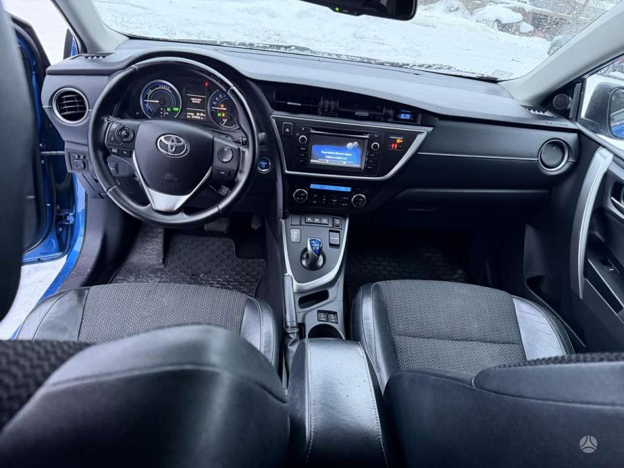 Zils Toyota Auris 2014 Viļņa, ar dzinēja tilpumu 1.80 L un nobraukumu 249 tūkst. km par 7950 €, foto 18 vietnē AUTOMOTO.COM.LV