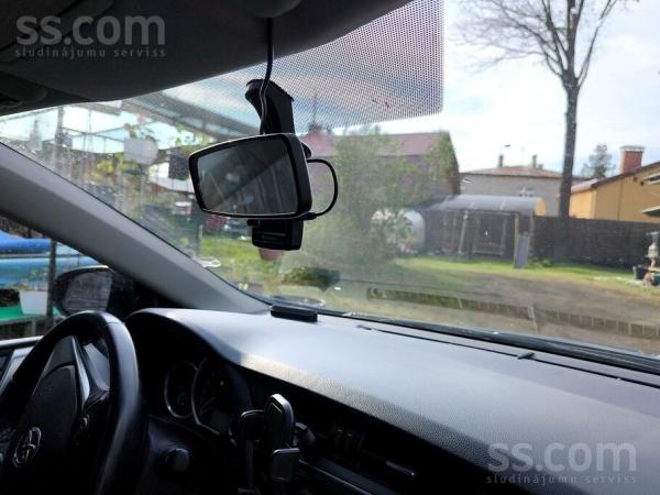 Zils Toyota Auris 2014 Rīga, ar dzinēja tilpumu 1.60 L un nobraukumu 154 tūkst. km par 7500 €, foto 4 vietnē AUTOMOTO.COM.LV