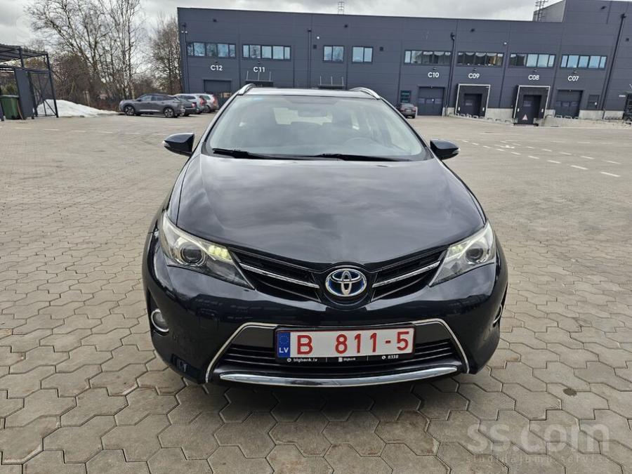 Zils Toyota Auris 2014 Rīga, ar dzinēja tilpumu 1.80 L un nobraukumu 285 tūkst. km par 5990 €, foto 13 vietnē AUTOMOTO.COM.LV