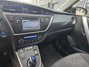 Zils Toyota Auris 2014 Rīga, ar dzinēja tilpumu 1.80 L un nobraukumu 285 tūkst. km par 5990 €, foto 17 vietnē AUTOMOTO.COM.LV