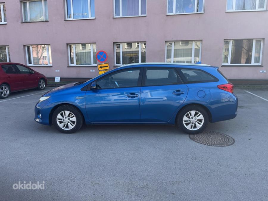 Zils Toyota Auris 2014 Tallina, ar dzinēja tilpumu 0.00 L un nobraukumu 230 tūkst. km par 13000 €, foto 3 vietnē AUTOMOTO.COM.LV