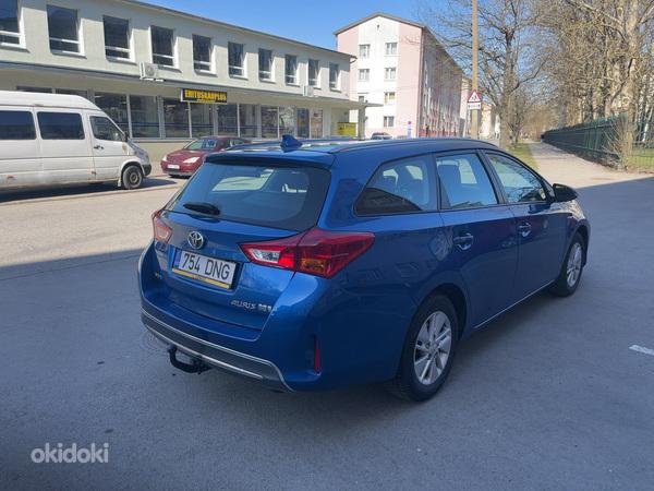 Blue Toyota Auris 2014 in Tallinn, with an engine capacity of 0.00 L and mileage of 230 thousand km for 13000 €, photo 3 on AUTOMOTO.COM.LV
