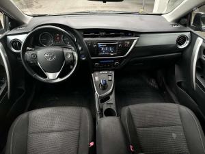 Blue Toyota Auris 2014 in Vilnius, with an engine capacity of 1.80 L and mileage of 192 thousand km for 5300 €, photo 6 on AUTOMOTO.COM.LV