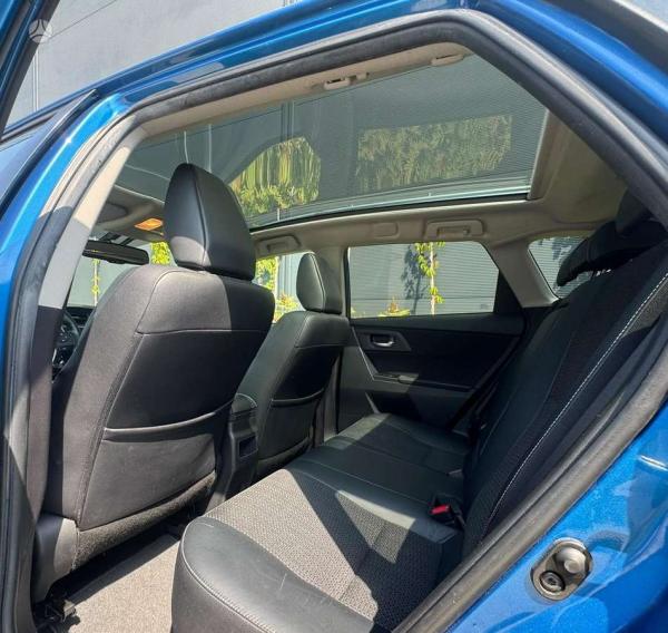 Toyota Auris 2014 Viļņa vietnē Zils Toyota Auris 2014 Viļņa, ar dzinēja tilpumu 1.80 L un nobraukumu 250 tūkst. km par 9999 €, foto 11 vietnē AUTOMOTO.COM.LV
