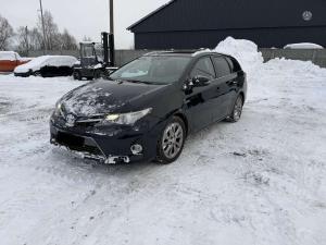 Zils Toyota Auris 2015 Tauragė, ar dzinēja tilpumu 1.80 L un nobraukumu 267 tūkst. km par 4950 €, foto  vietnē AUTOMOTO.COM.LV