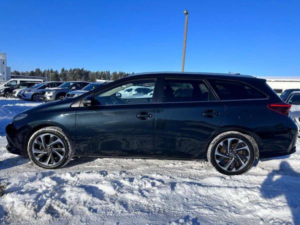 Zils Toyota Auris 2015 Utena, ar dzinēja tilpumu 1.60 L un nobraukumu 283 tūkst. km par 6850 €, foto 2 vietnē AUTOMOTO.COM.LV