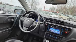 Blue Toyota Auris 2015 in Riga, with an engine capacity of 1.60 L and mileage of 257 thousand km for 7990 €, photo 30 on AUTOMOTO.COM.LV