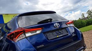 Blue Toyota Auris 2015 in Riga, with an engine capacity of 1.60 L and mileage of 257 thousand km for 7990 €, photo 41 on AUTOMOTO.COM.LV