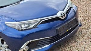 Blue Toyota Auris 2015 in Riga, with an engine capacity of 1.60 L and mileage of 257 thousand km for 7990 €, photo 49 on AUTOMOTO.COM.LV