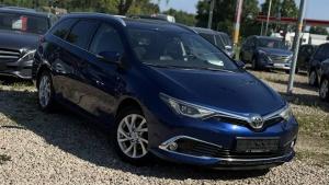 Blue Toyota Auris 2015 in Jelgava, with an engine capacity of 1.60 L and mileage of 258 thousand km for 7690 €, photo  on AUTOMOTO.COM.LV