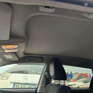 Blue Toyota Auris 2015 in Kaunas, with an engine capacity of 1.80 L and mileage of 285 thousand km for 8150 €, photo 13 on AUTOMOTO.COM.LV