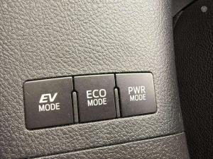 Zils Toyota Auris 2015 Viļņa, ar dzinēja tilpumu 1.80 L un nobraukumu 140 tūkst. km par 13500 €, foto 30 vietnē AUTOMOTO.COM.LV