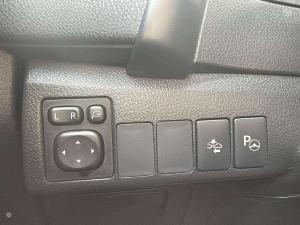 Zils Toyota Auris 2015 Viļņa, ar dzinēja tilpumu 1.80 L un nobraukumu 140 tūkst. km par 13500 €, foto 35 vietnē AUTOMOTO.COM.LV