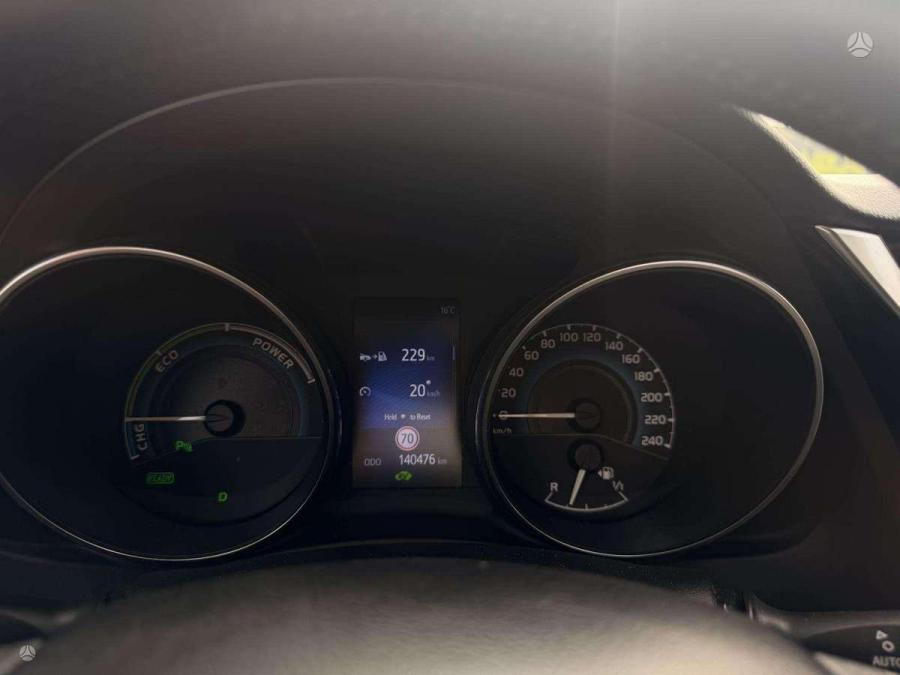 Zils Toyota Auris 2015 Viļņa, ar dzinēja tilpumu 1.80 L un nobraukumu 140 tūkst. km par 13500 €, foto 36 vietnē AUTOMOTO.COM.LV