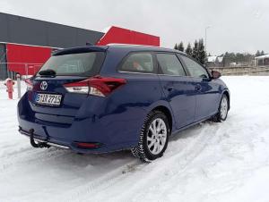 Blue Toyota Auris 2016 in Vilnius, with an engine capacity of 1.20 L and mileage of 218 thousand km for 7300 €, photo 3 on AUTOMOTO.COM.LV
