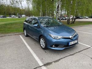 Zils Toyota Auris 2016 Rīga, ar dzinēja tilpumu 1.60 L un nobraukumu 133 tūkst. km par 8950 €, foto 5 vietnē AUTOMOTO.COM.LV