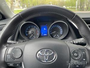 Zils Toyota Auris 2016 Rīga, ar dzinēja tilpumu 1.60 L un nobraukumu 133 tūkst. km par 8950 €, foto 8 vietnē AUTOMOTO.COM.LV