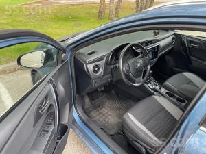 Zils Toyota Auris 2016 Rīga, ar dzinēja tilpumu 1.60 L un nobraukumu 133 tūkst. km par 8950 €, foto 9 vietnē AUTOMOTO.COM.LV