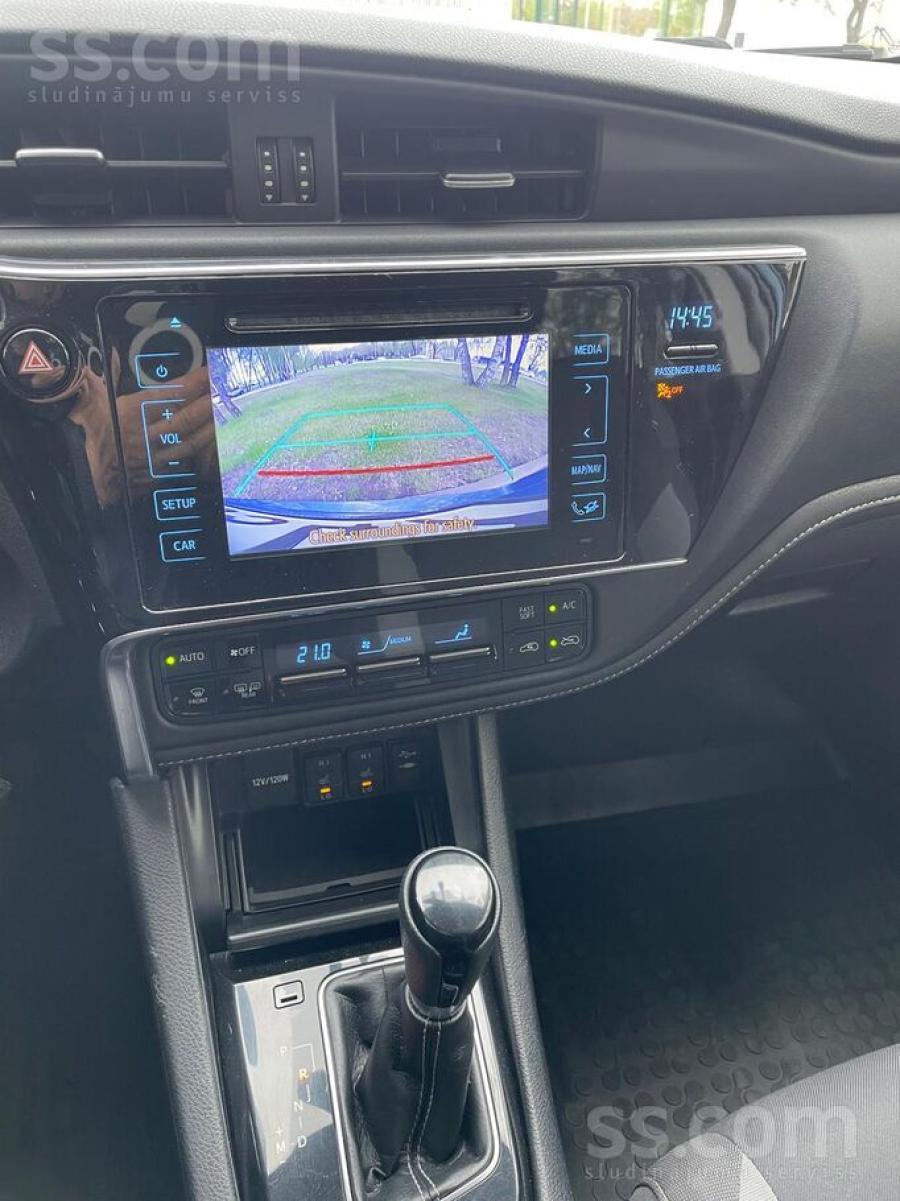 Zils Toyota Auris 2016 Rīga, ar dzinēja tilpumu 1.60 L un nobraukumu 133 tūkst. km par 8950 €, foto 14 vietnē AUTOMOTO.COM.LV