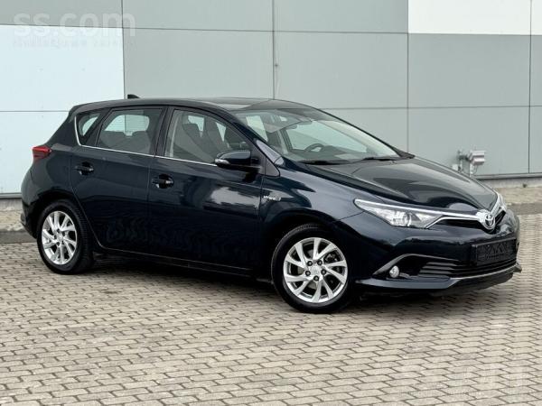 Zils Toyota Auris 2016 Jelgava, ar dzinēja tilpumu 1.80 L un nobraukumu 211 tūkst. km par 5000 €, foto 10 vietnē AUTOMOTO.COM.LV