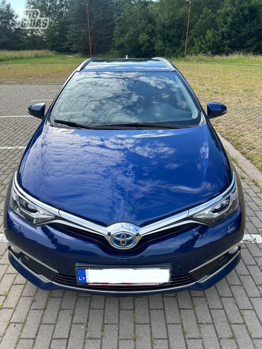 Zils Toyota Auris 2016 Viļņa, ar dzinēja tilpumu 1.80 L un nobraukumu 211 tūkst. km par 13490 €, foto 5 vietnē AUTOMOTO.COM.LV