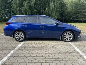 Zils Toyota Auris 2016 Viļņa, ar dzinēja tilpumu 1.80 L un nobraukumu 211 tūkst. km par 13490 €, foto 7 vietnē AUTOMOTO.COM.LV