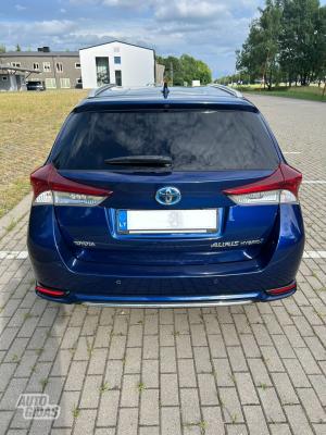 Zils Toyota Auris 2016 Viļņa, ar dzinēja tilpumu 1.80 L un nobraukumu 211 tūkst. km par 13490 €, foto 10 vietnē AUTOMOTO.COM.LV