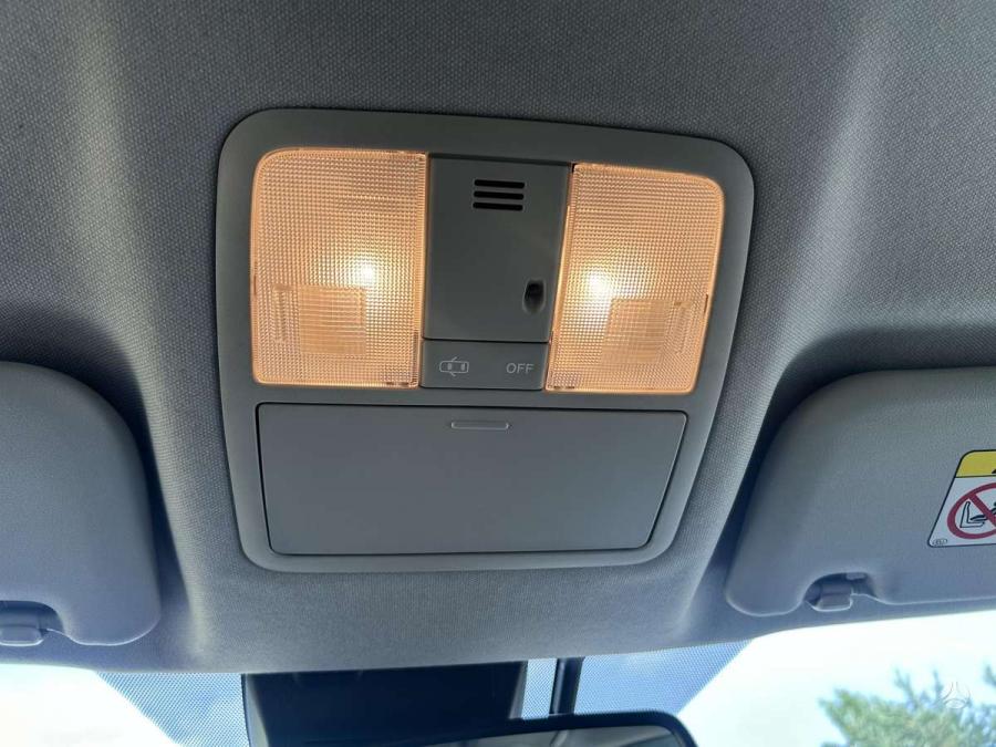 Синий Тойота Аурис 2016 в Вильнюс, объемом двигателя 1.80 л и пробегом 211 тыс. км за 13490 €, фото 25 на AUTOMOTO.COM.LV