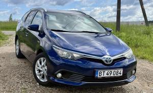 Blue Toyota Auris 2016 in Vilnius, with an engine capacity of 1.80 L and mileage of 301 thousand km for 8599 €, photo 9 on AUTOMOTO.COM.LV