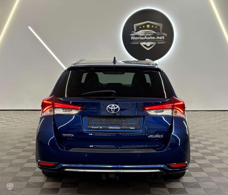 Zils Toyota Auris 2016 Marijampole, ar dzinēja tilpumu 1.60 L un nobraukumu 329 tūkst. km par 6650 €, foto 28 vietnē AUTOMOTO.COM.LV